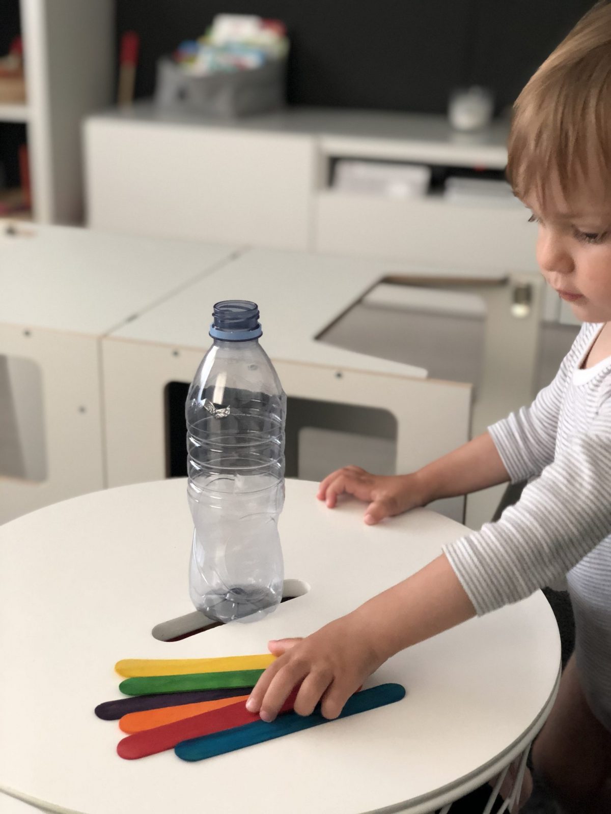 Craft sticks drop – Happy Mommy Pose